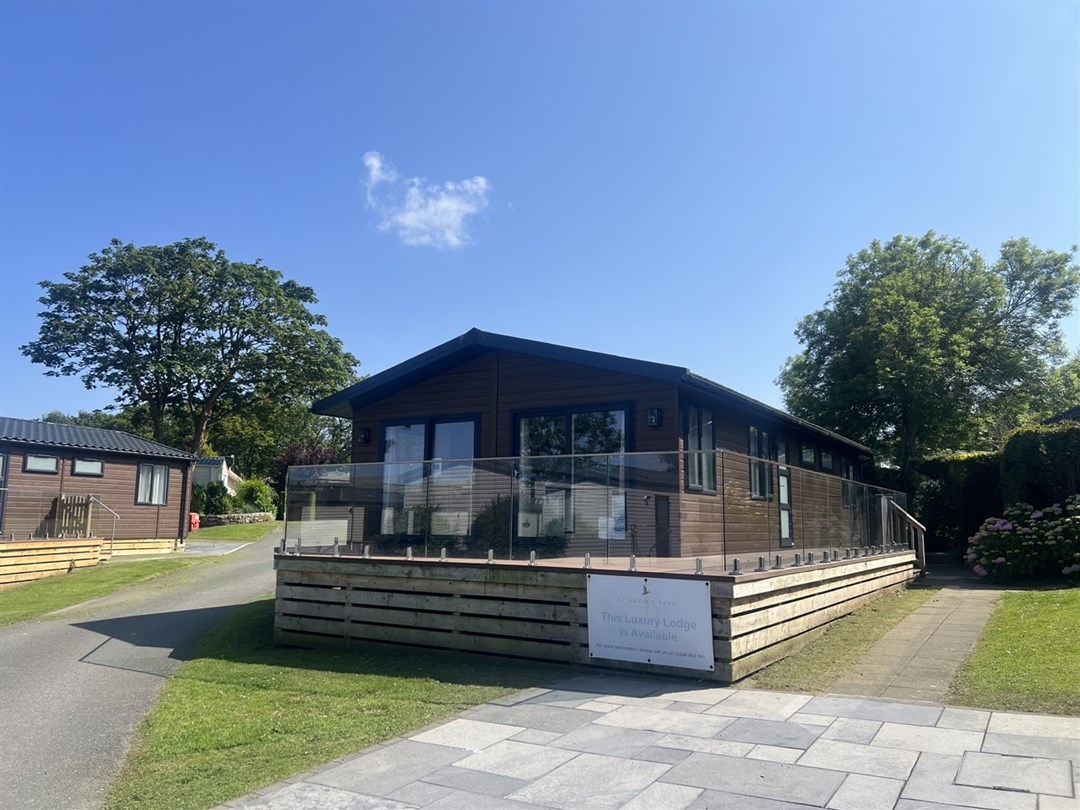 New Aspire Catalonia lodge for sale